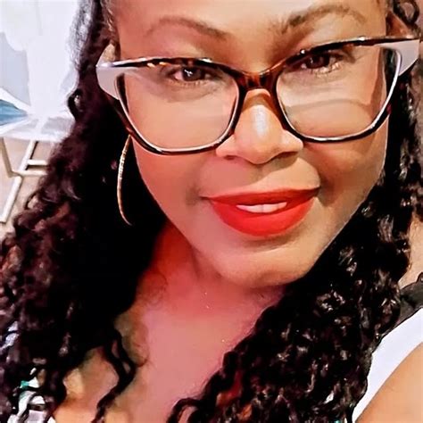 Morena Réis Morena1282 On Threads