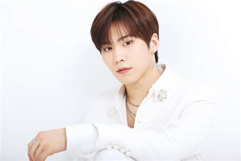Pin By 깸😈🩵 니다 ️ On Astro ⭐아스트로⭐ Astro Kpop Minhyuk Astro