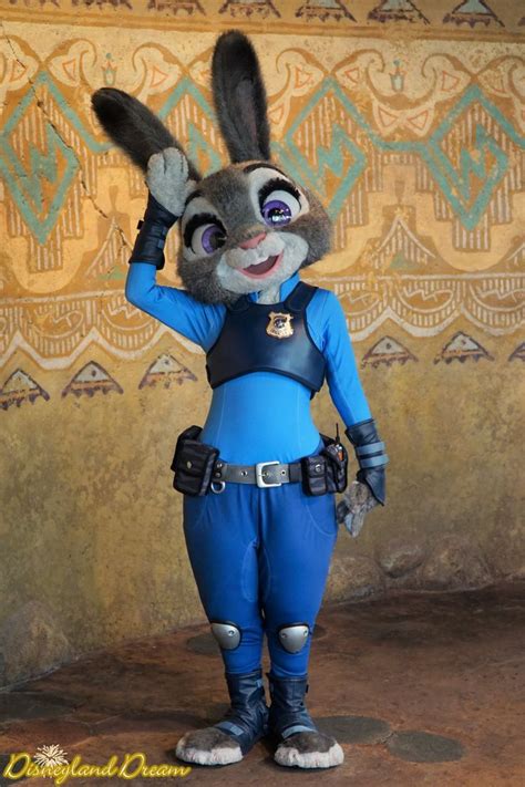 Judy Hopps In 2022 Judy Hopps Officer Hopps Disneyland