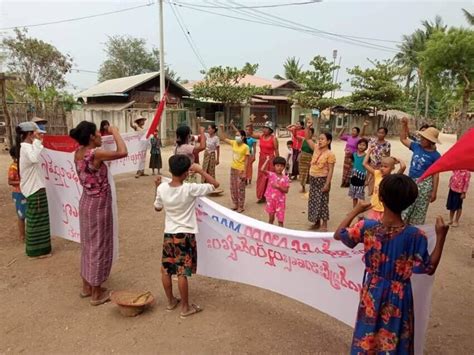 ယင်းမာပင် မြောက်ခြမ်းတွင် ဖက်ဆစ် စစ်တပ် တော်လှန်ရေး ချီတက် ဆန္ဒပြ Khit Thit Media
