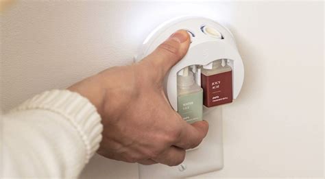 Pura Smart Fragrance Diffuser