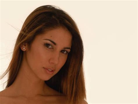 Leilani Dowding Wallpapers Wallpics Net Wallpapers Photos Pictures Backgrounds