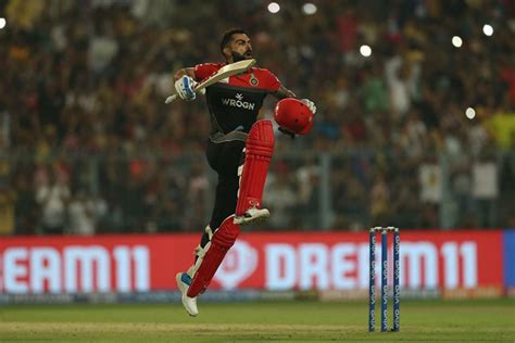 Ipl 2019 Virat Kohli Slams Fifth Ipl Ton Cricketing Fraternity Hails