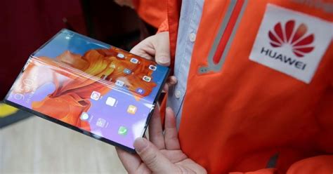 Huaweis Own Hongmeng Os May Launch This Week Claimed To Be 40 Faster Than Android