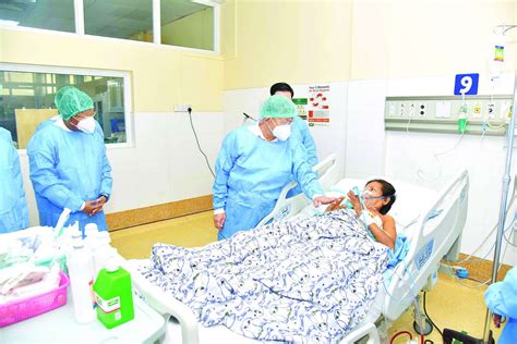 နိုင်ငံတော်စီမံအုပ်ချုပ်ရေးကောင်စီဥက္ကဋ္ဌ နိုင်ငံတော်ဝန်ကြီးချုပ် ဗိုလ်ချုပ်မှူးကြီး မင်းအောင်လ