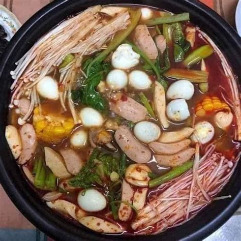 ကြက်ချဉ်စပ်ဟော့ပေါ့ Chet Mal