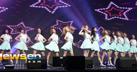 포토엔 우주소녀 유연정 합류 13인조 완전체로 새 출발