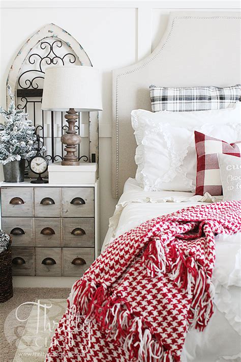 DIY Cathedral Window Frame For Less Than 5