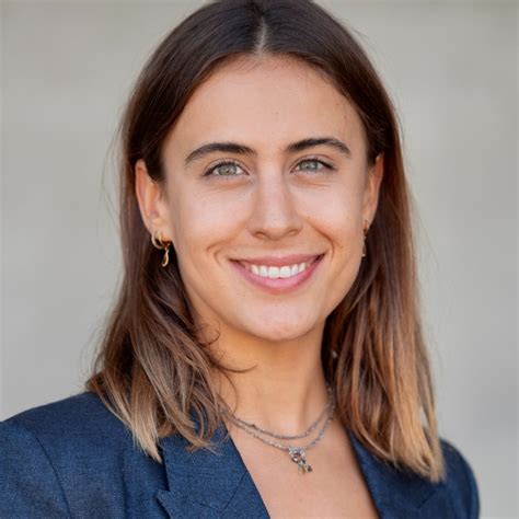 Paulina Dubey Linkedin