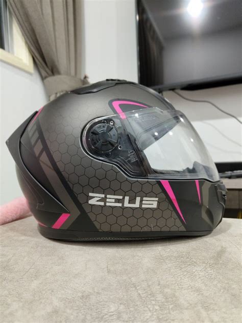 Zeus Helmet, Motorbikes on Carousell