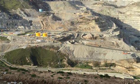 3d Geological Modeling Apex