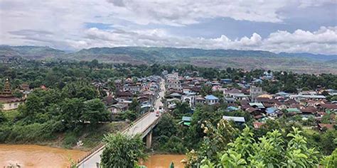 ဖားကန့်မြို့တွင် ဆန်နှင့် စက်သုံးဆီဈေး အဆမတန်မြင့်တက်လာပြီး ဝယ်မရဖြစ်နေ