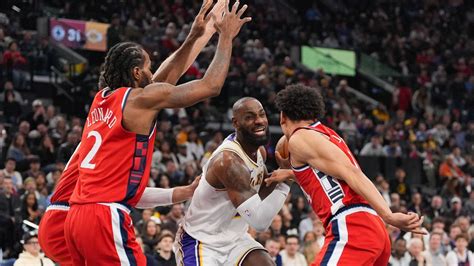Kawhi Leonard Has Season High 32 Points As Clippers Beat Lakers 103 88