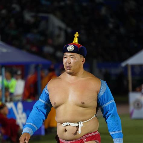 Ховдын сайхан залуус