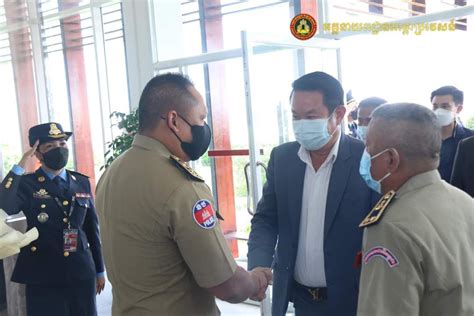 លោក ឧត្តមសេនីយ៍ឯក ឡុង ហាបាណា អញ្ជើញទទួលស្វាគមន៍ ឯកឧត្ដម Saysaming Sivilay