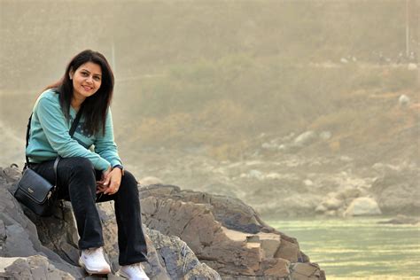 shruti mishra a corporate professional womenshine