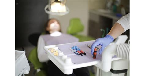 Учени разработват лекарство което стимулира растеж на нови зъби