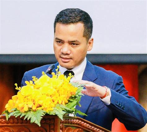 លោក ស សុខា ជំរុញឱ្យភាគីពាក់ព័ន្ធ ផ្តល់ព័ត៌មានពិត ពាក់ព័ន្ធនឹងអំពើជួញដូរមនុស្ស Timely News Network