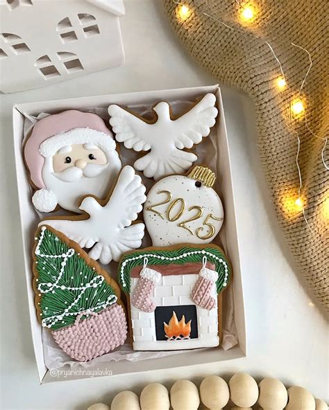 Пряники новорічні•різдвяні•Україна 🇺🇦 Пряникових чоловічків забагато не буває Пряниковий