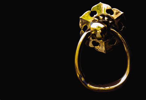 무료 이미지 황금의 문 핸들 어두운 노랑 매크로 사진 어둠 컴퓨터 벽지 금속 보석류 5050x3456 Supachai Taweerat