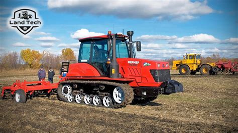 Новый гусеничный трактор для России Сравнение тракторов ФЕРМЕР РБ 2103 и Кировец К 701 Youtube