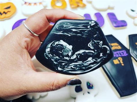 Gender Reveal Halloween Theme Bool Or Ghoul Rcookiedecorating