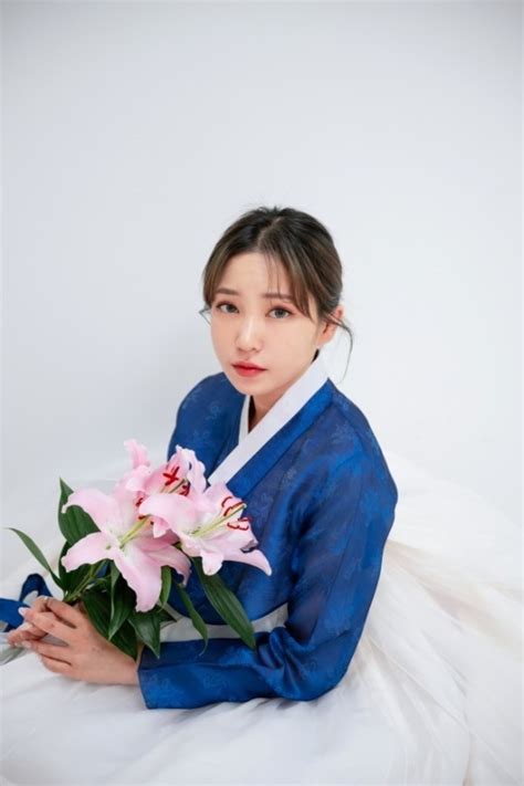 최나리 에스피케이엔터에 새 둥지…홍지윤과 한솥밥