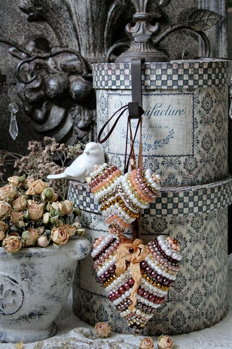 Подвески для украшения интерьера