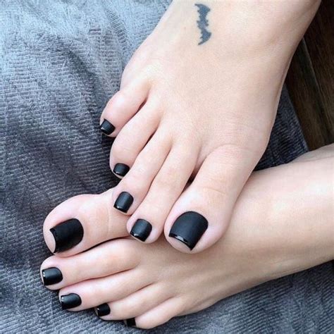 Feet Pics For Sale Toesandtits Tumblr Blog Tumlook