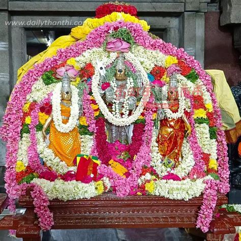 Kovil பங்குனி உத்திரத்தையொட்டி சென்னிமலை முருகன் கோவிலில் திருக்கல்யாண உற்சவம்