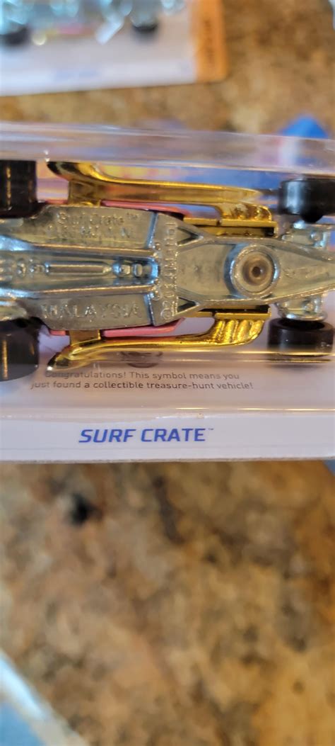 Is This An Error One Has Text And The Other Doesnt Rhotwheels