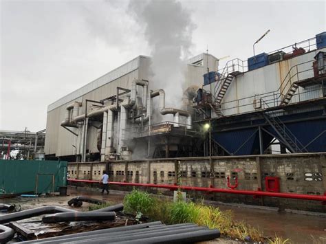 “บิ๊กป้อม” ห่วงใยประชาชน กำชับหน่วยงาน เร่งควบคุมสถานการณ์ สารเคมีรั่วโรงงาน นครชัยศรี