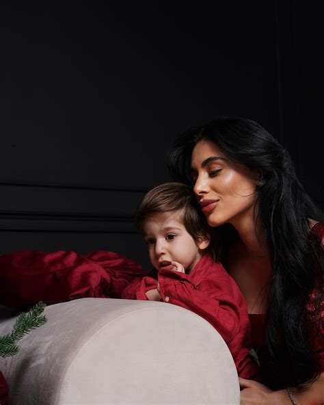 Շնորհավոր Նոր Տարի💫♥️ Թող էս տարի ավելի մոտ լինենք Աստծուն լինենք ապրումակցող ավելի գիտակից