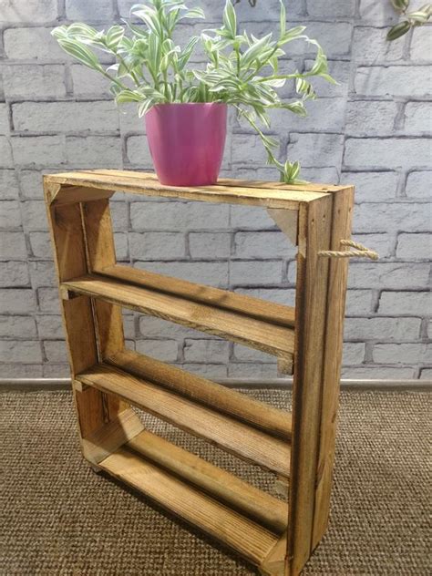 Полиця на колесах — ціна 350 грн у каталозі Полиці Купити товари для дому та побуту за доступною