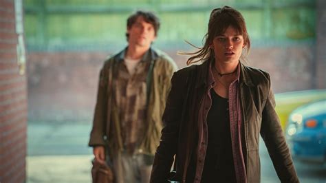 Sex Education Season 4 Episode 5 Recap Tough Conversations What To Watch