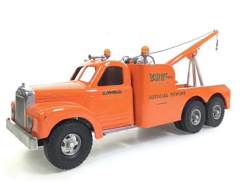 Lot Vintage Smith Miller Smitty Toys Metal Tow Truck