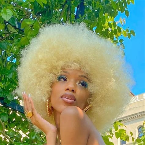 Its J N S Brianna Who Threads Say More