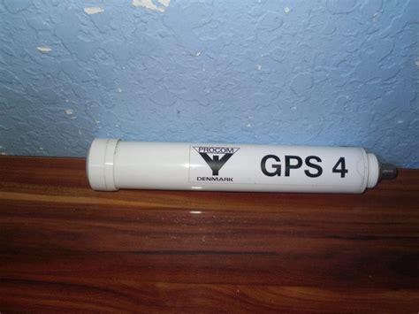 Procom Simrad GPS 4 TNC GPS Antenna Excellent Condition Max Marine Electronics