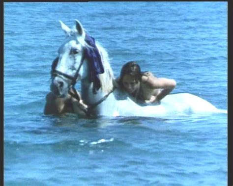 Naked Anna Fonsou In To Koritsi Kai T Alogo