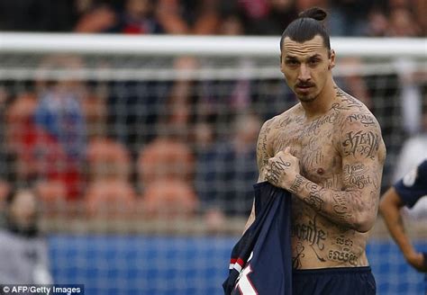 Zlatan Ibrahimovic Tattooed Names Of 50 Starving People On His Body Daily Mail Online