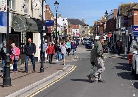 Burnham Town Centre Sees Mixed Summer Season Of Trade Amid Variable Weather
