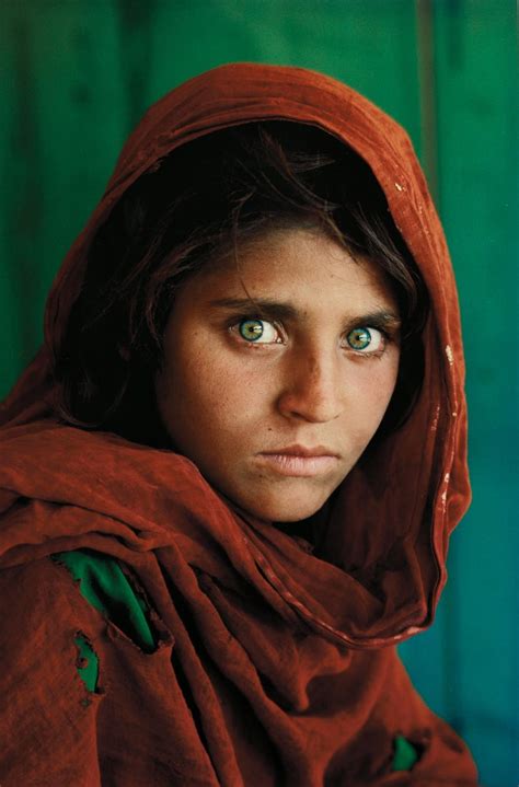 Steve Mccurry Sharbat Gula Afghan Girl Pakistan Mutualart