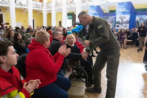 Переселенці які живуть у Києві отримали безплатні квартири