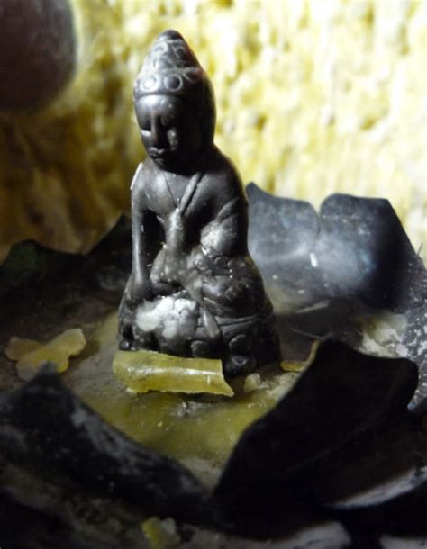 พระเครื่่องสายวัดบวรนิเวศวิหาร พระกริ่งปวเรศ พิมพ์สมบูรณ์พูนสุข ปี 2397 เชิญรับชม