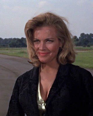 Celebrity Boobs Honor Blackman Porn Pictures Xxx Photos Sex Images Pictoa