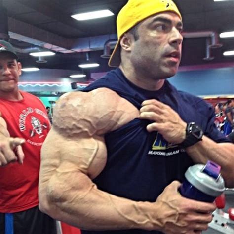 Bodybuilder And Muscle Men — Eduardo Correa
