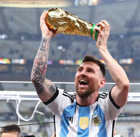 Wm Finale So Begründet Argentiniens Torwartheld Seine Obszöne Jubelgeste Welt