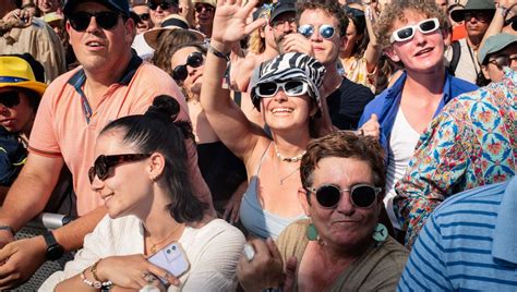 Vieilles Charrues 2000 Places Pour Les Red Hot Chili Peppers Remises En Vente Ce Jeudi 15