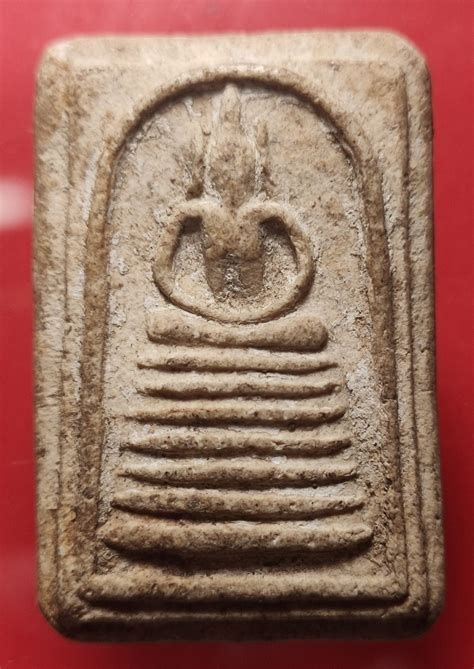 พระสมเด็จเกศไชโยรุ่นเสาร์ 5 ปี 15 เนื้อผง เทพจิระ พระเครื่อง