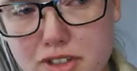 스웨덴 학생 난민 탄 비행기서 추방 안된다 착석 거부 시위